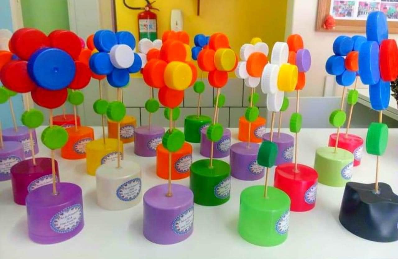 +20 ideas de DIY con tapas de botellas para decorar tu casa - JARDINES CASA