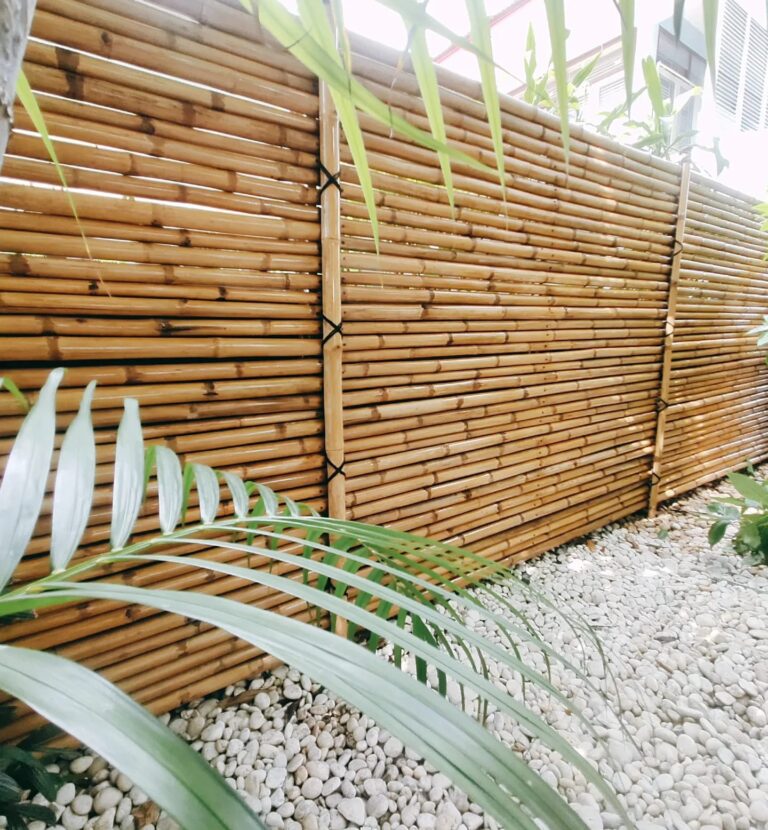 +40 ideas para hacer vallas de cañas de bambú para tus jardines ...
