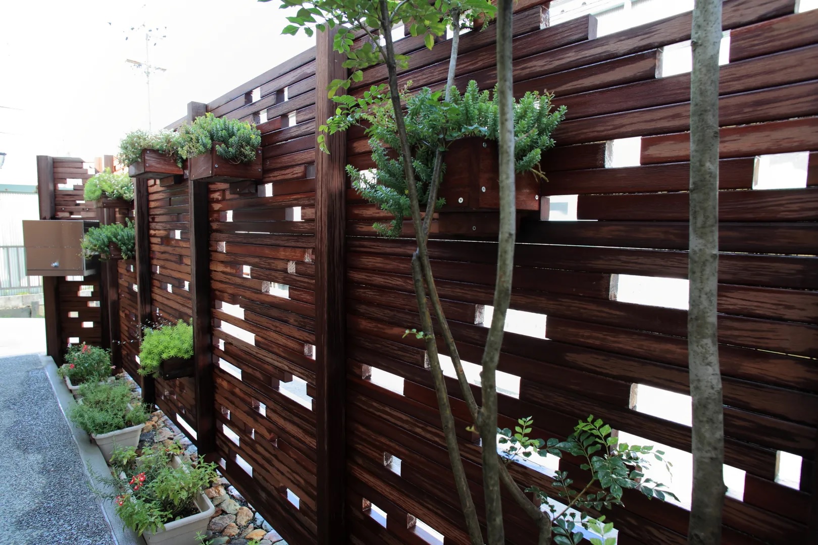 Cercas para Jardines Exteriores: Protección y Belleza para tu Espacio ...
