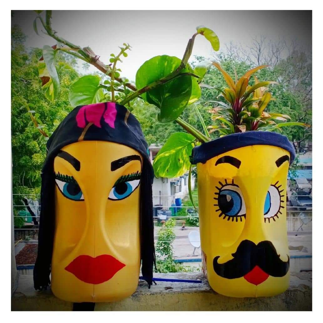 Cómo Crear Macetas de Botellas de Plástico en Forma de Caras: Una ...